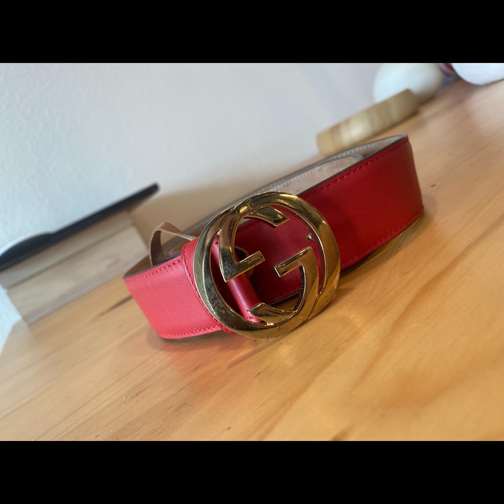 Red Gucci Interlocking Cc Logo Calfskin Belt - Gem